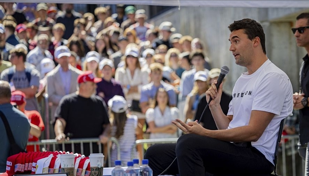 Pogledajte VIDEO snimak UBISTVA Čarli Kirka, saradnika Donalda Trampa - Sandžak Danas