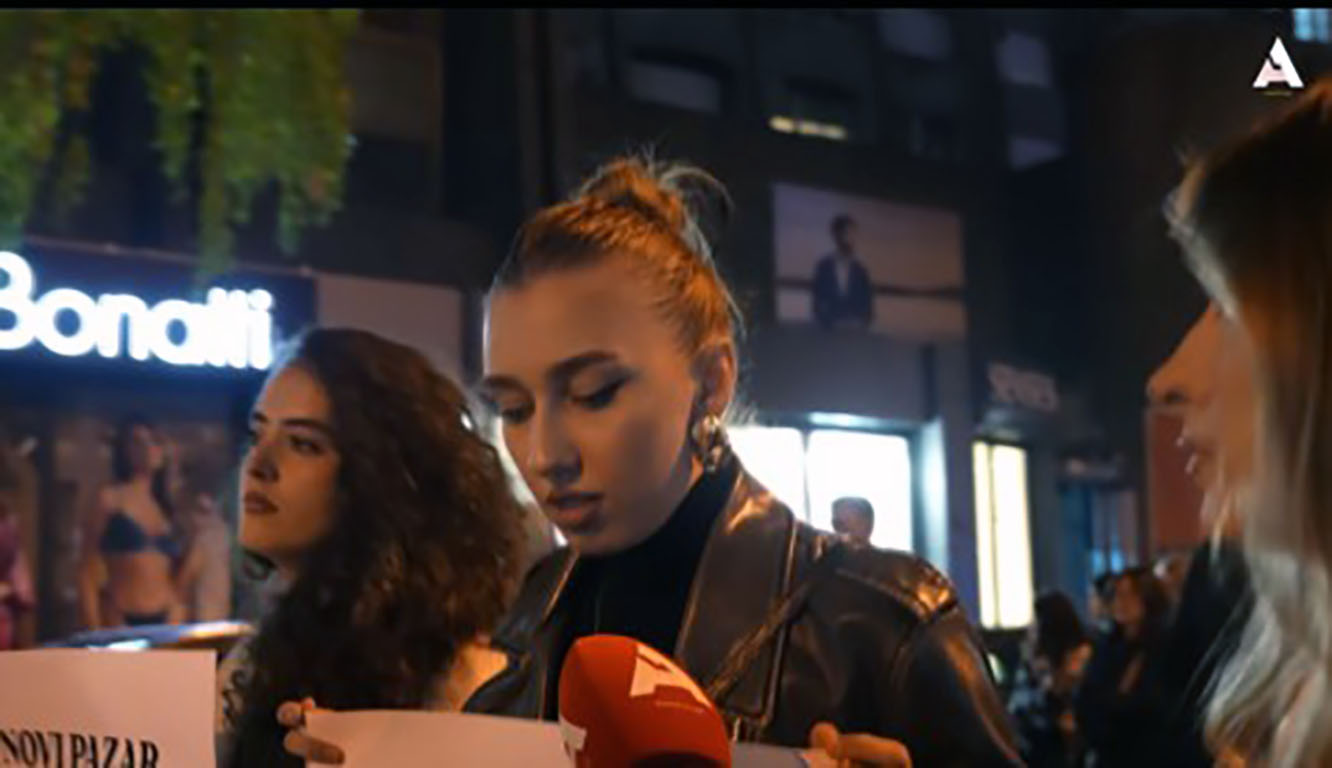Skup podrške Dijani Hrki u Novom Pazaru: “Majka svih nas, simbol borbe ...