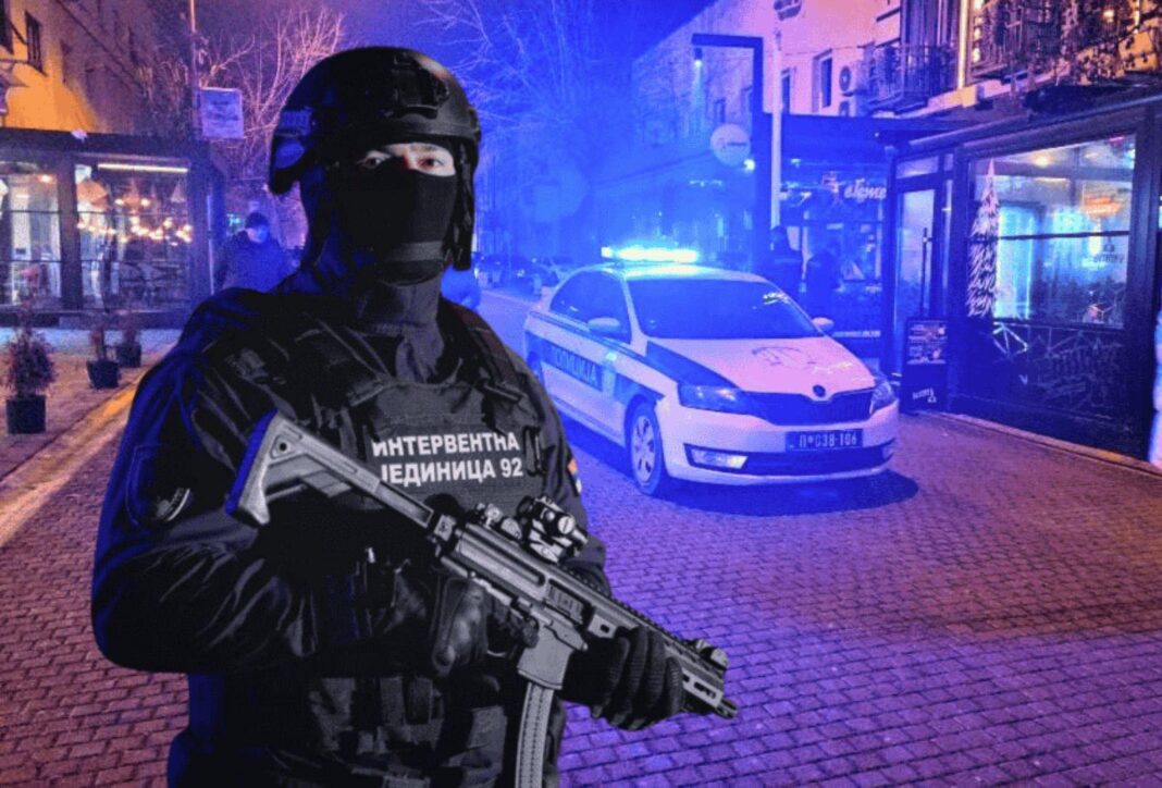 Velika akcija interventne jedinice u Novom Pazaru: Oduzeto oružje, droga i uhapšene osobe ...